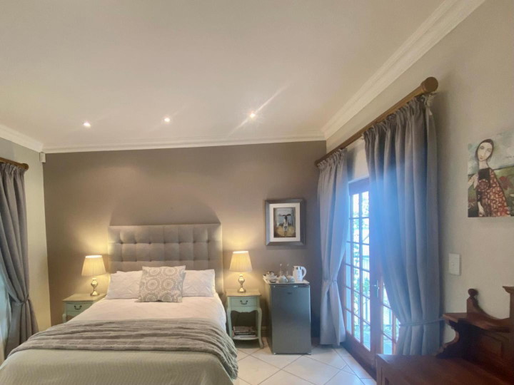 Karoo Escape 2 - Oudtshoorn