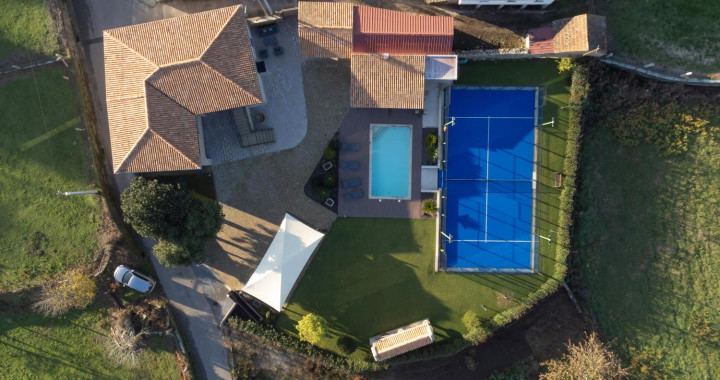 Casa Grande Gondomil Com Campo De Padel, Piscina - Sá