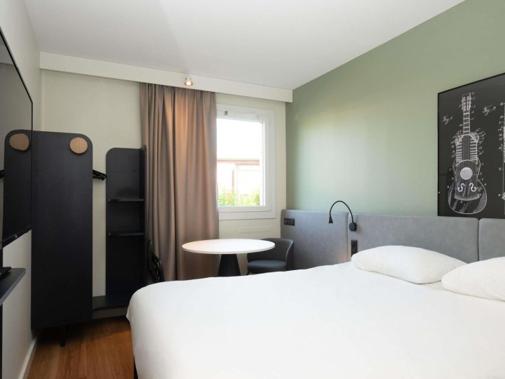 Ibis Reims Tinqueux - Tinqueux