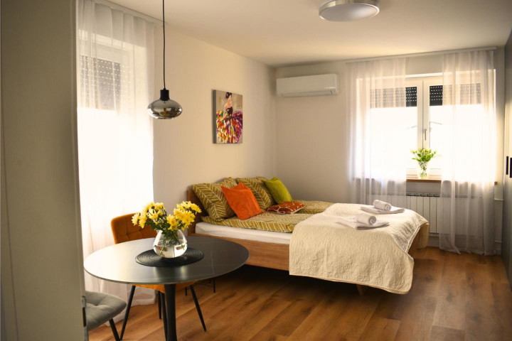 Ahat Apartment- Modern Stay Near Center & Free Parking - Maribor