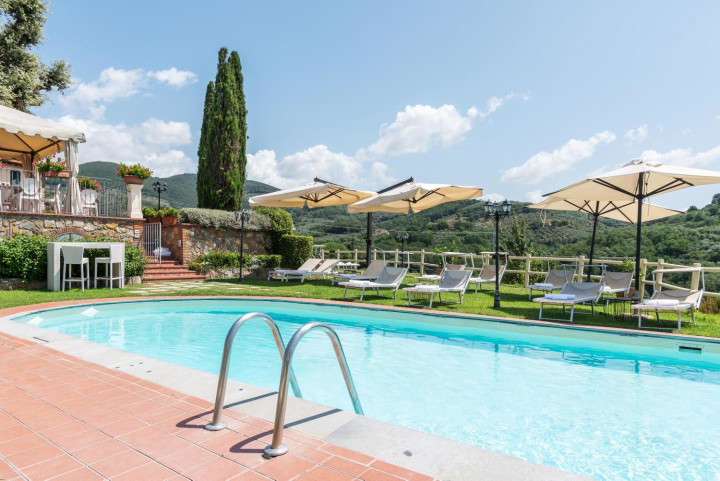 Collina Toscana Agriturismo & Apartments - Pistoia