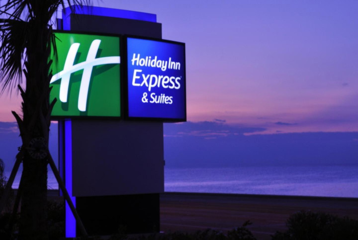 Holiday Inn Express & Suites Galveston West-seawall By Ihg - Tiki Island, TX