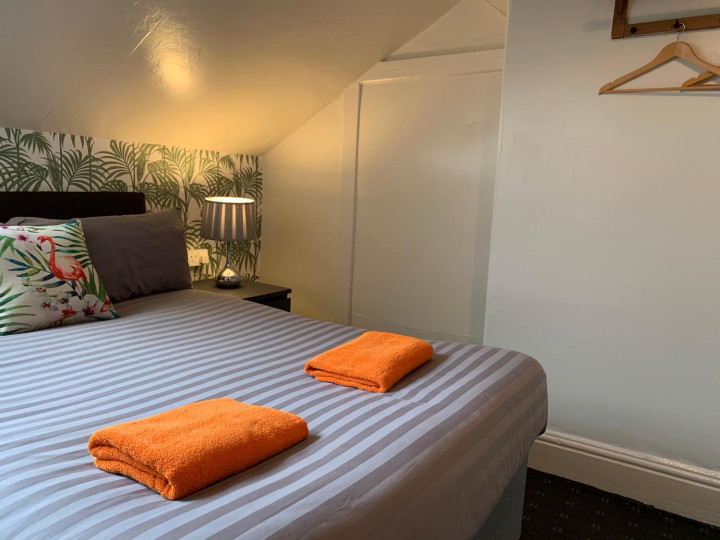 Tropics Beach Hotel - Blackpool