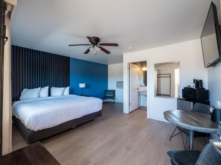 Balanced Rock Inn - Grand Junction, CO