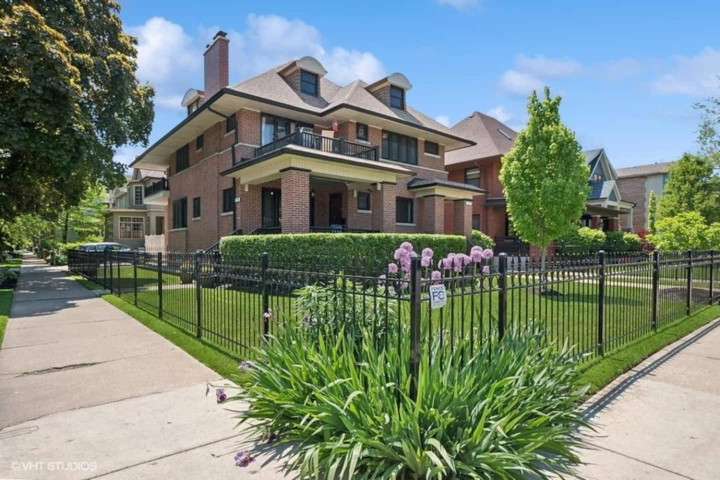 Your Chicago Retreat - Wilmette, IL