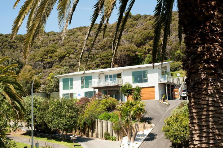 Robins Nest - Waitangi