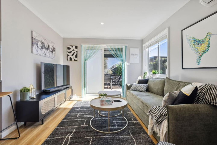 Gina's Retreat - Chic Comfort Near Mount Taylor - Canberra