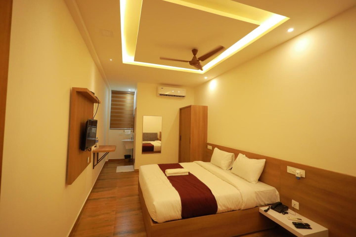 Hydepark Regency - Palakkad