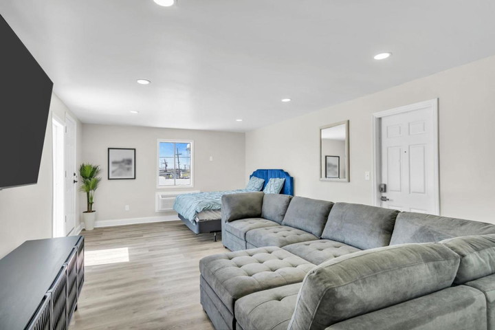 Penthouse Suite Steps To The Beach Jersey Shore Stay - Seaside Heights, NJ