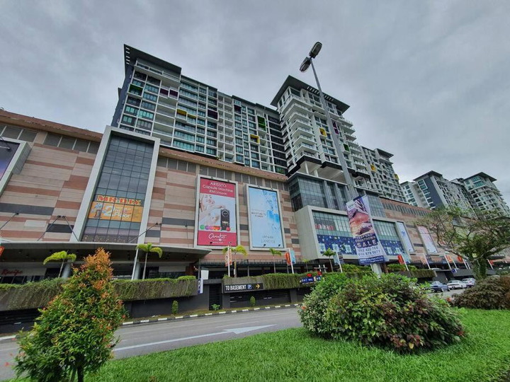 Family & Group Smart Suite Lv6 - Kuching