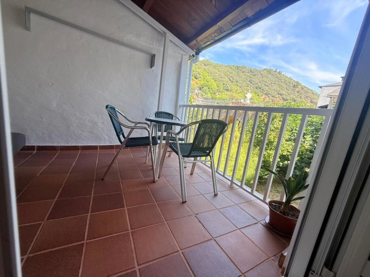 - Villafranca del Bierzo