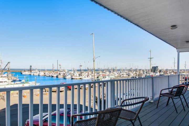 Westport Marina Guest House - Westport, WA