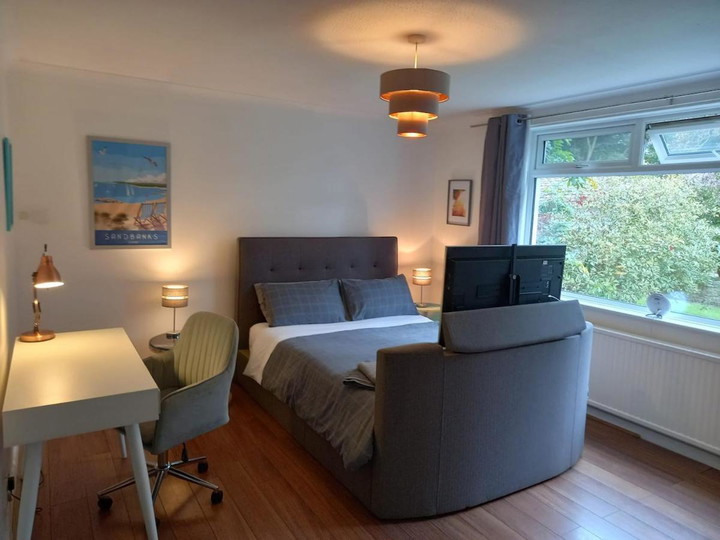 Oceans 7 Beach Flat - Poole