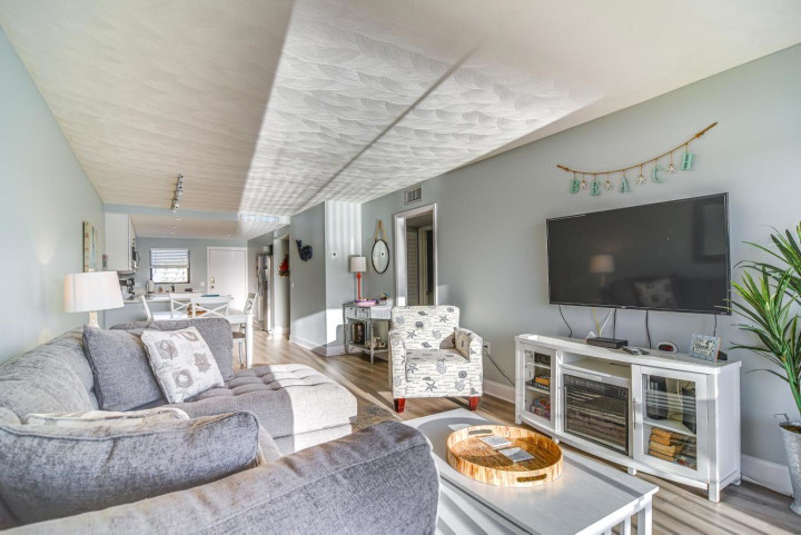 Balcony & Views: Sunny Indian Shores Condo! - Pinellas County, FL