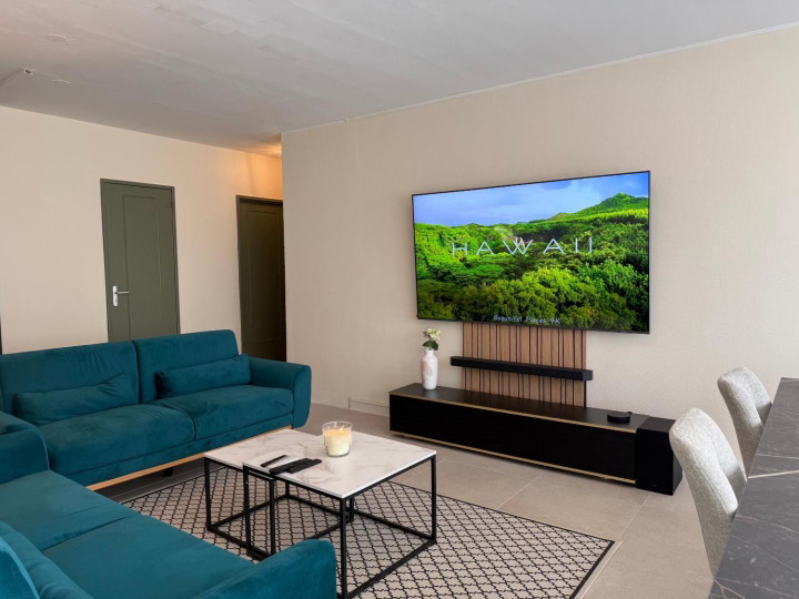 Le Cocon Du Bord De Loire ! Appartement Spacieux Pour 6 Personnes Avec Terrasse & Parking - Nantes