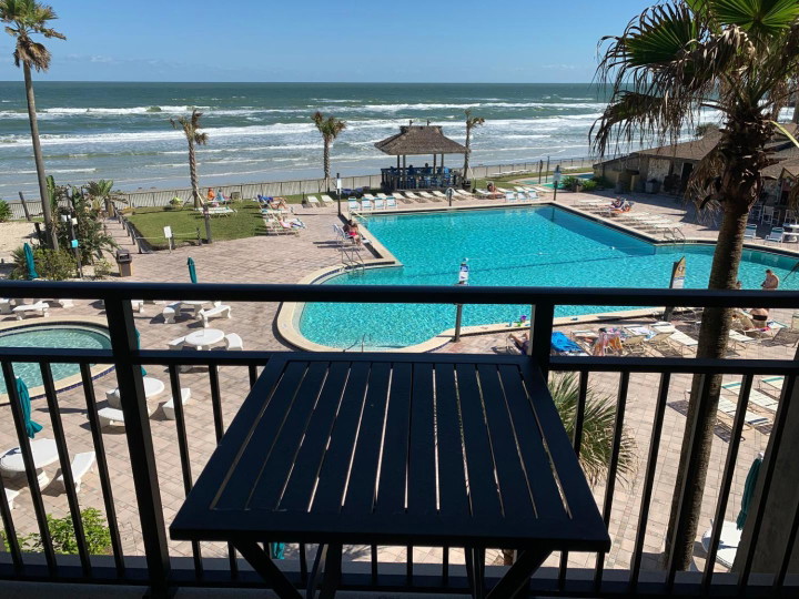 Oceanfront On Daytona Beach - Florida