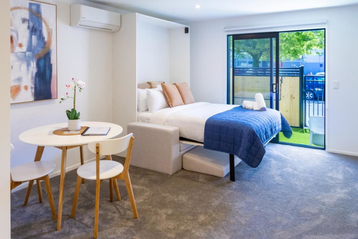 Light-filled Studio Close To South City Mall - Christchurch
