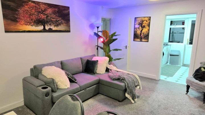 Apt - Stay 6 - Parking - Garden - Transport Links - Birmingham