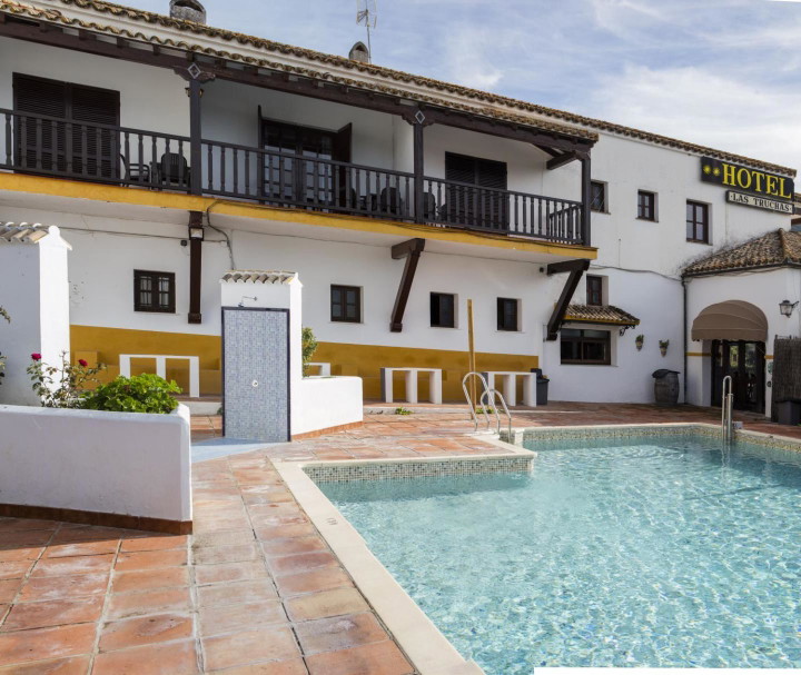 Hotel Tugasa Las Truchas - Villamartin