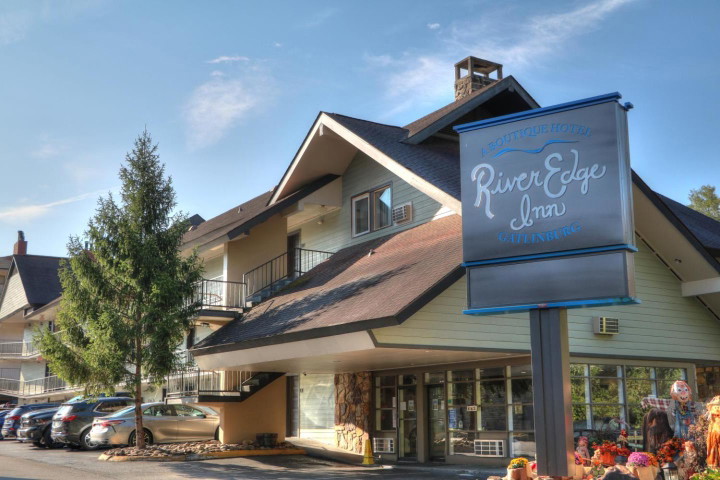 River Edge Inn - Gatlinburg, TN