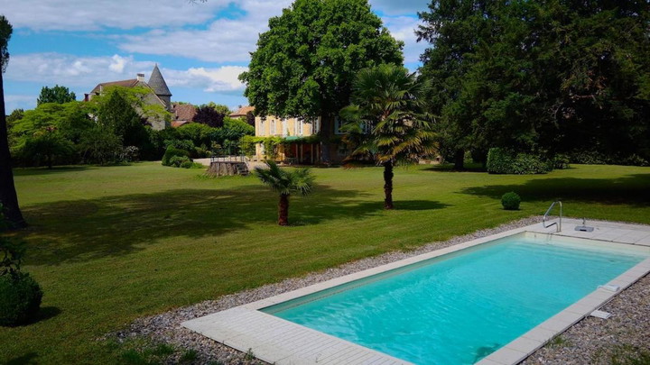 Manoir De Cénac Xixème Siècle - Avec Piscine Et Grand Parc - Castelnaud-la-Chapelle