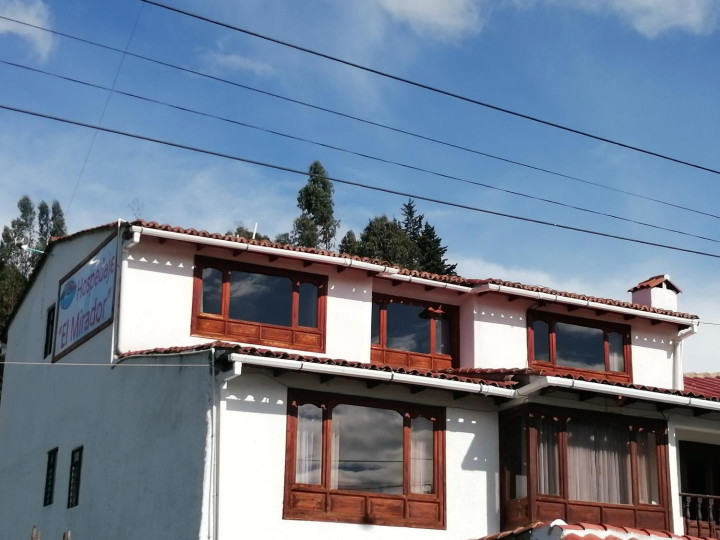 Hospedaje El Mirador - Iza