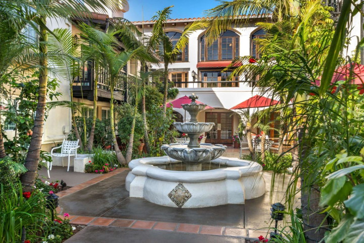 Best Western Plus Carpinteria Inn - Montecito, CA