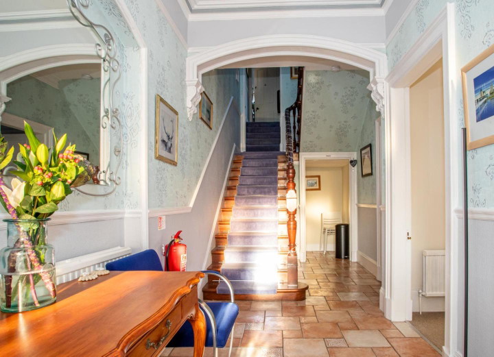 The Castle B&b - Inverness