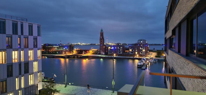 Homey Apartments Harbor Suite - Sea View, Parking, 2 Bathrooms - Bremerhaven