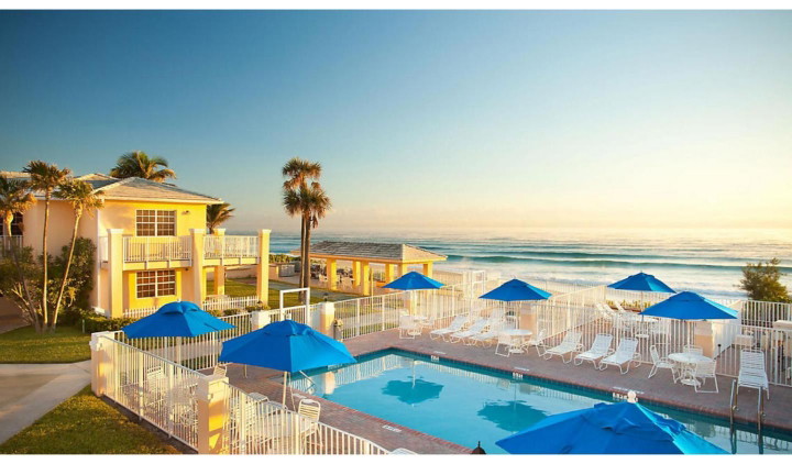 Gulfstream Manor - Boynton Beach, FL
