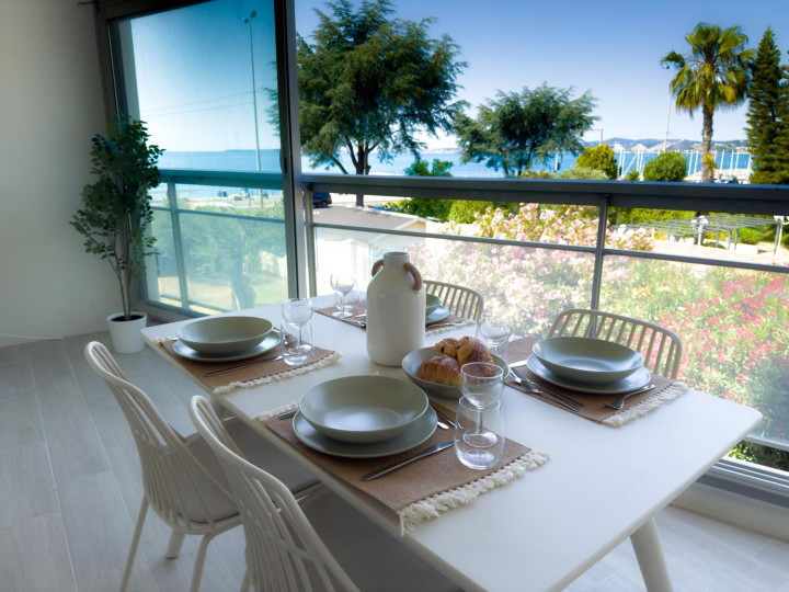By The Beach, Sea View, Brand New - Cagnes-sur-Mer