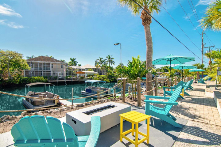 Latitude 26 Waterfront Resort And Marina - Florida