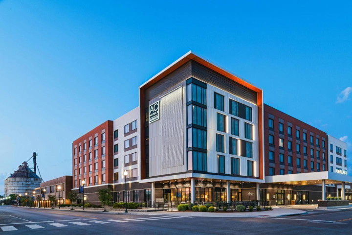 Ac Hotel By Marriott Waco Downtown - Waco, TX