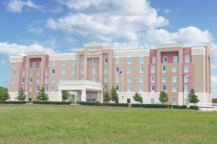 Hampton Inn & Suites Dallas/frisco North-fieldhouse Usa - The Colony, TX