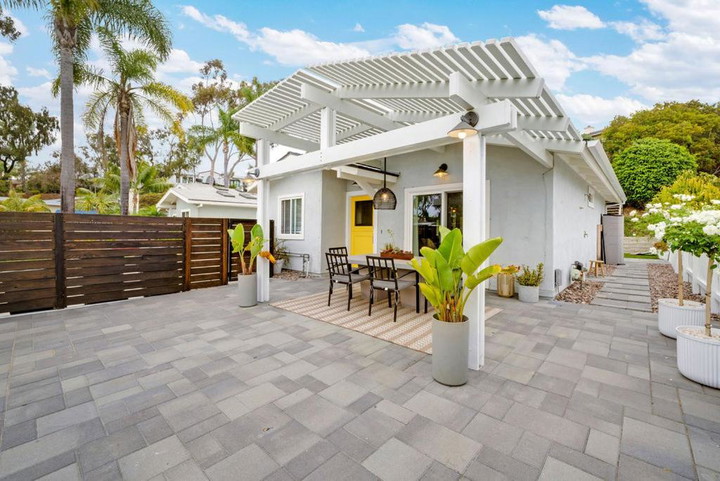 Colorful & Comfy Gem Close To Beach - Yard - Pkg - Encinitas, CA