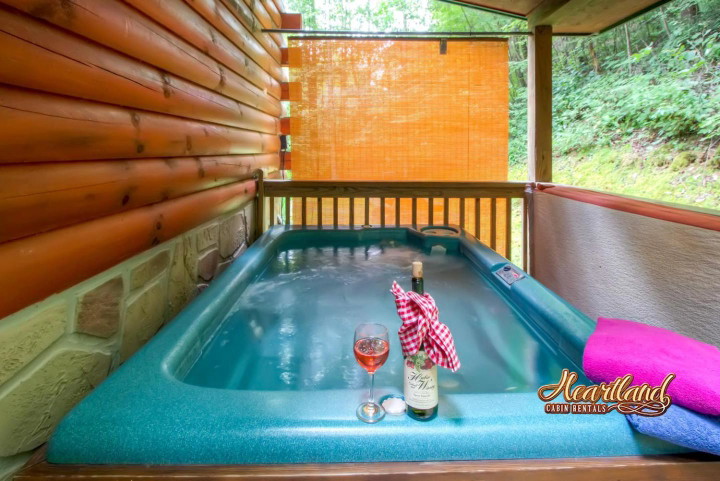 Romantic Retreat - Gatlinburg, TN