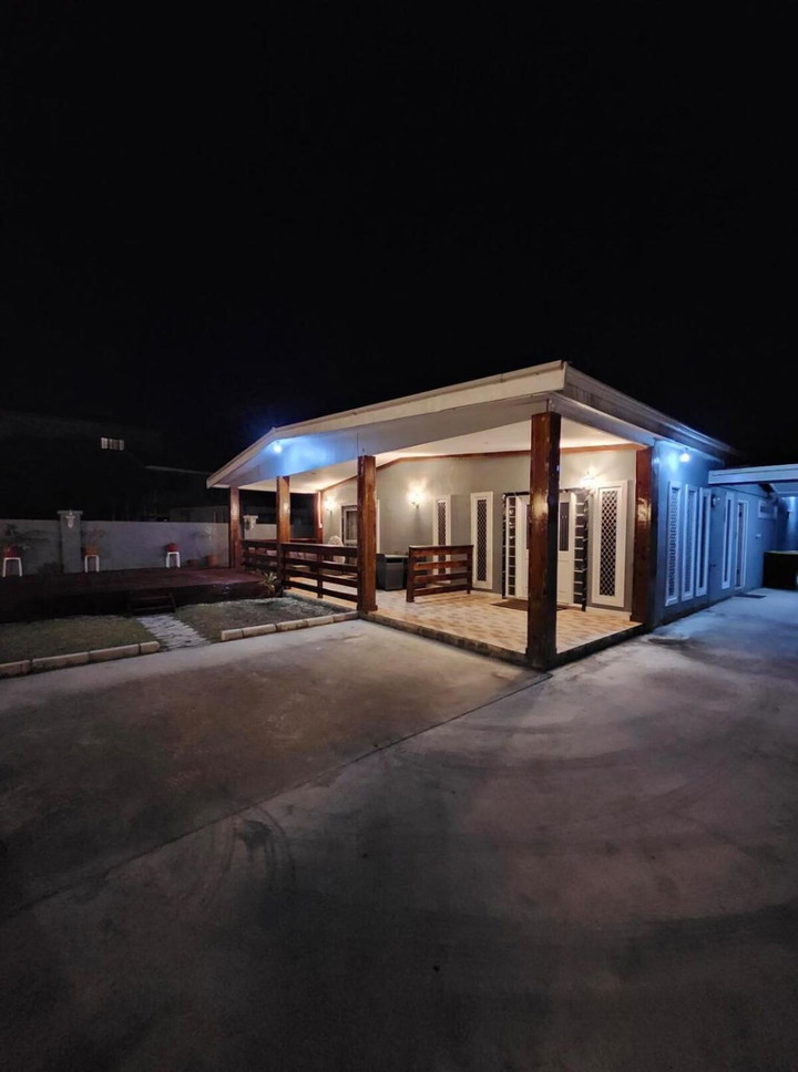 Aholelei Waterfront Home - Tonga
