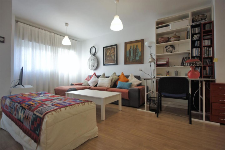 Bonito Apart. Con Parking Y Piscina - Spain