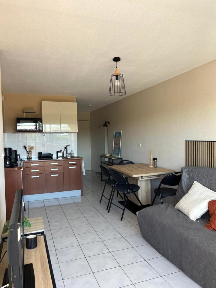 Agréable Appartement T2 à 400 Mètres De La Plage - Sète