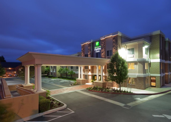 Holiday Inn Express Hotel & Suites Livermore By Ihg - Livermore, CA