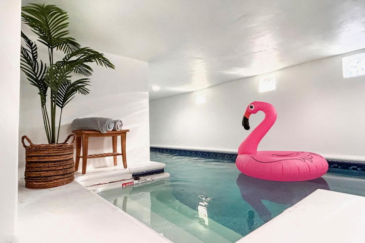 Indoor Saltwater Pool | Sauna | Sleeps 12+ - Conway, NH