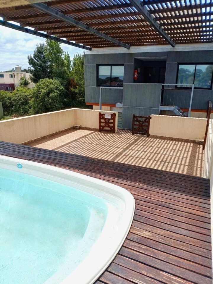 Departamento En Edificio La Argentina - Pinamar