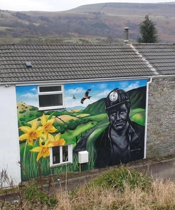Old Canal-side Cottage Taff Trail Merthyr Tydfil - South Wales
