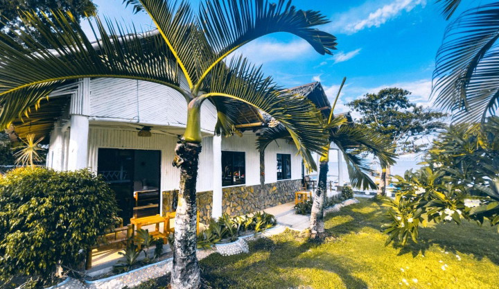 Dumaguete Dive Center - Dauin
