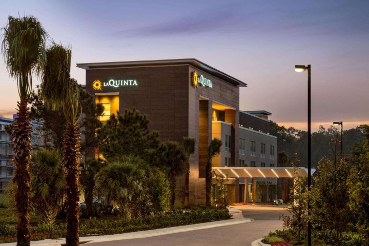 La Quinta Inn & Suites By Wyndham Orlando I-drive Theme Parks - Kissimmee
