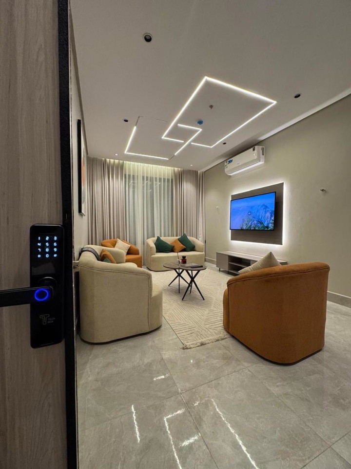 غرفة و صالة الحمراء - One Bedroom And A Living Room - Dammam