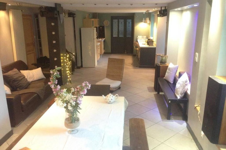 Bel Appartement En Rez-de-jardin - Urville-Nacqueville