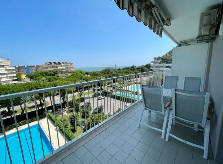 Relax In A Our Pool View Apartment - Caorle