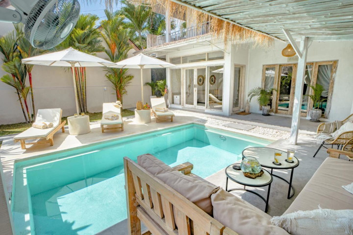 Villa Piece Of Peace Private 3br With Large Pool And Garden - Canggu