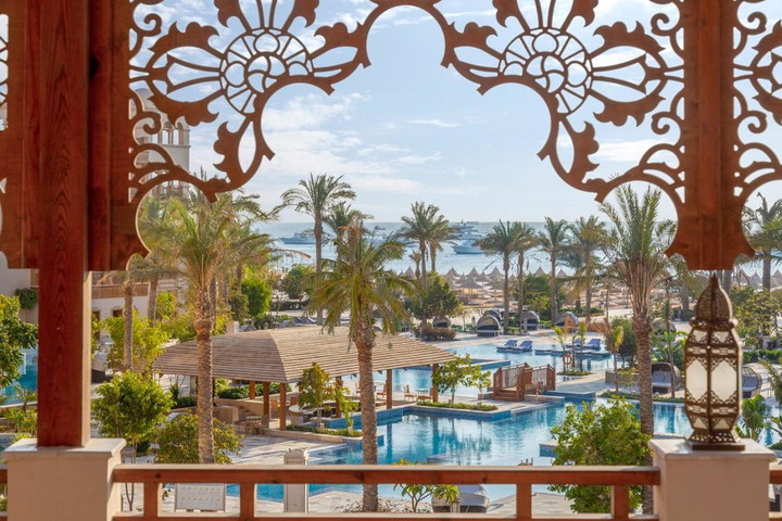 Grand Palace - Couples Only 18 Years Plus - Hurghada